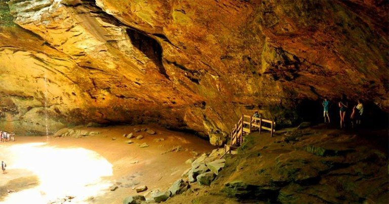 11 Explorable Caves in Ohio that are Ready for a Family Outing - Akron ...