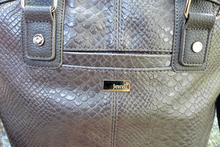 Must-Have Thirty-One Bags for Every Woman - Akron Ohio Moms