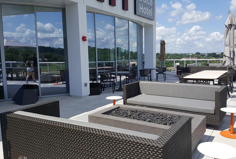 Our Stay at The Summit Hotel in Cincinnati, OH - Akron Ohio Moms