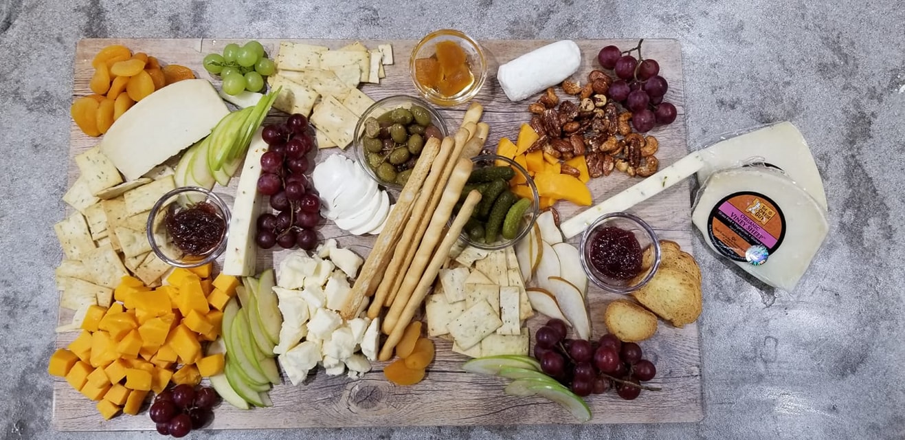 Pick Up a Christmas Staple: Cheese from The Cheese Guy! - Akron Ohio Moms