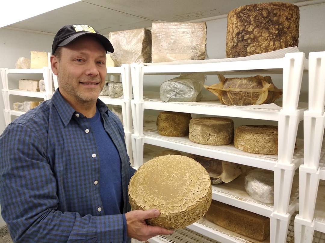 Pick Up a Christmas Staple: Cheese from The Cheese Guy! - Akron Ohio Moms