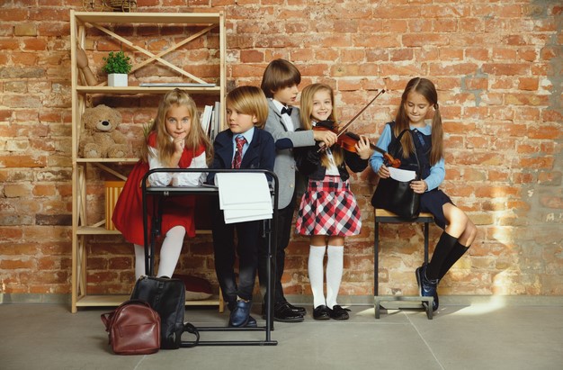 11 Fun Ways to Inspire Creativity and Learning for Your Child - Akron ...