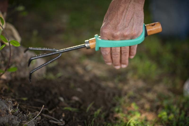 Gardening Made EaZy: Why EaZyHold is the Perfect Gardening Tool for All ...
