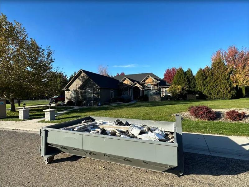 The Ultimate Guide to Fall Cleanups in Akron: When to Rent a Dumpster ...