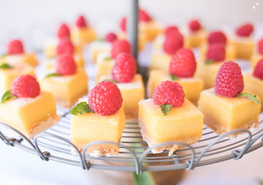 How to Choose the Right Cakes for Your Event - Akron Ohio Moms