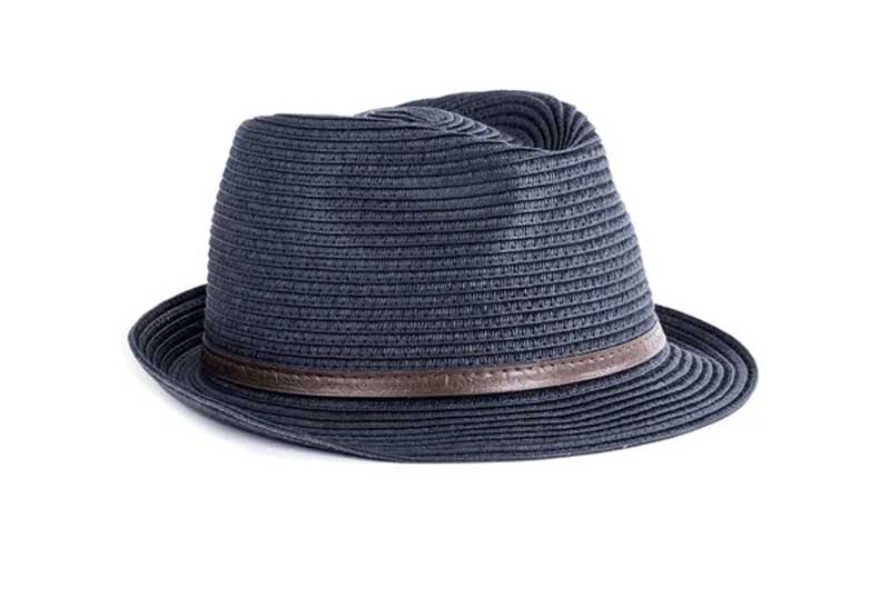 Men's Rain Hat Tips for Ultimate Comfort and Versatility - Akron Ohio Moms
