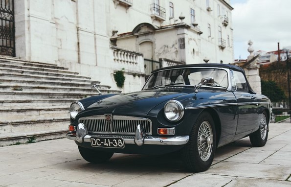 What Makes Certain Models Stand Out in the Classic Car Market - Akron ...